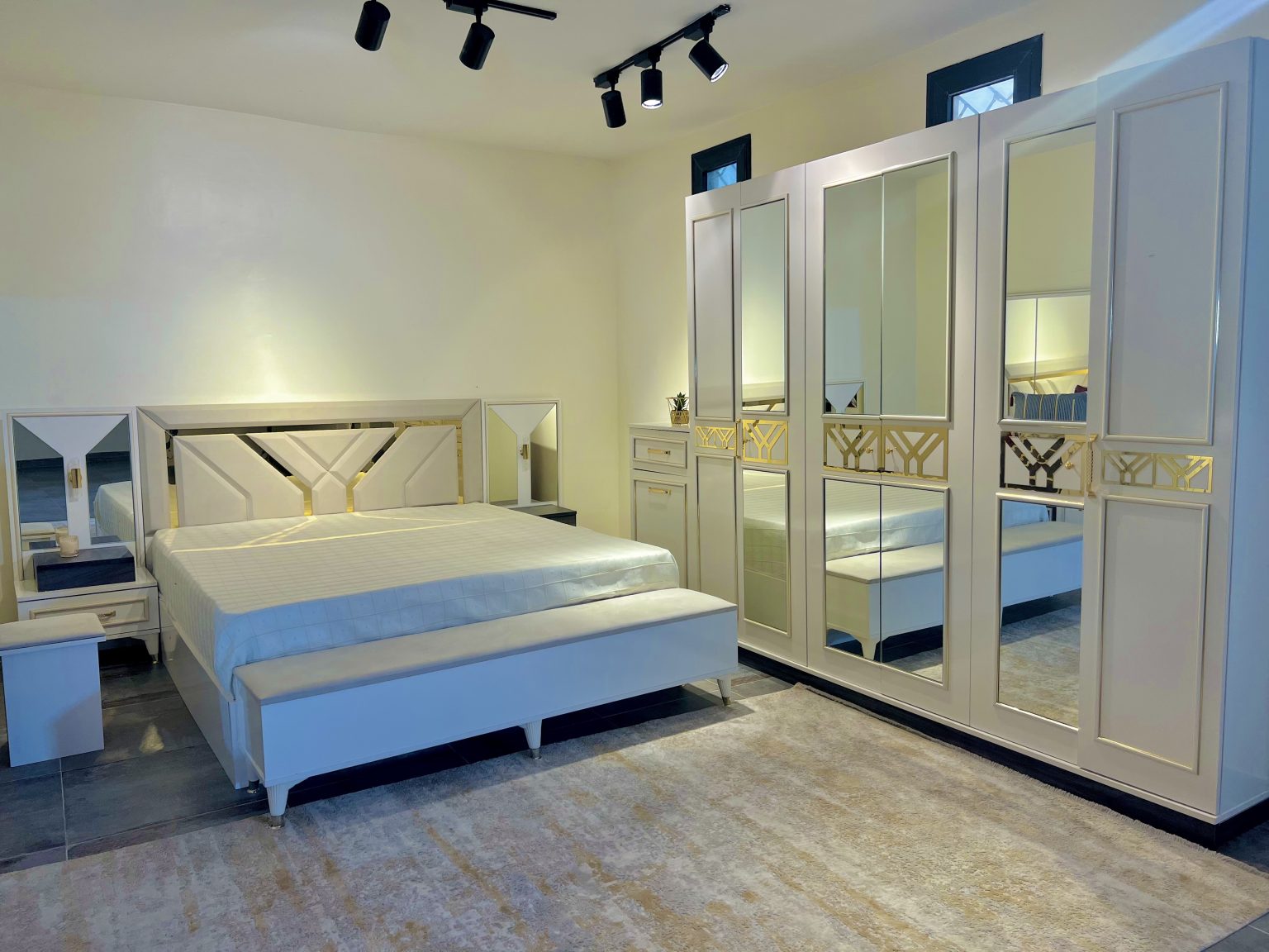 Diwane Decor | Chambres à coucher - Salons - Meubles à Dakar